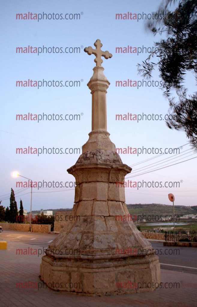 Mriehel Holy Cross Monument History Architecure - Malta Photos