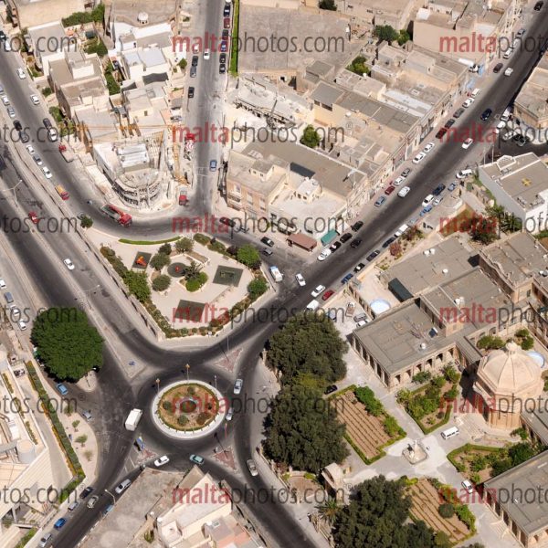 Fleur De Lys Wignacourt Arches Monument Roundabout Night Birkirkara ...