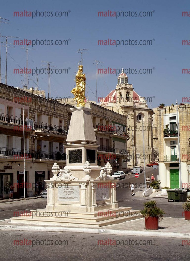 Cospicua Bormla Monument - Malta Photos