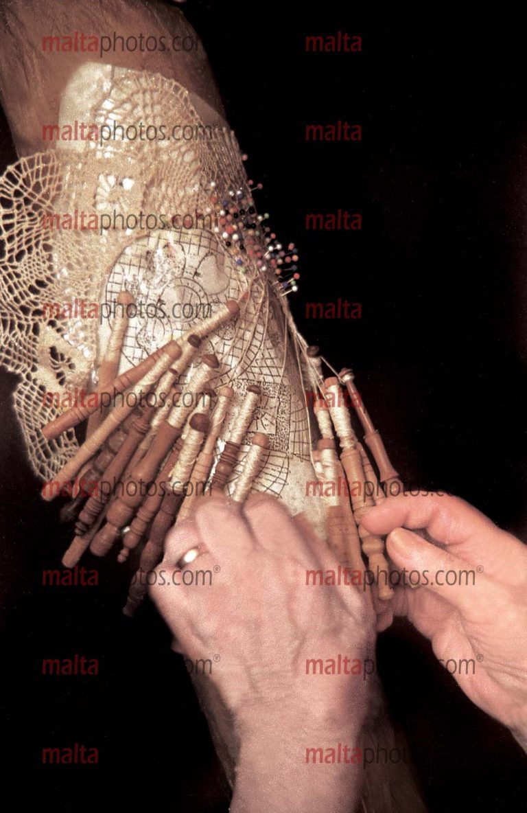 Bizzilla Combini Lace Combini Crafts - Malta Photos