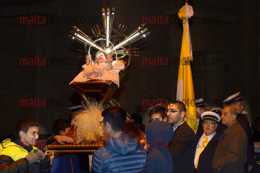 Baby Jesus Procession Museum Tal Muzew Lija Purcissjoni Bambin People ...